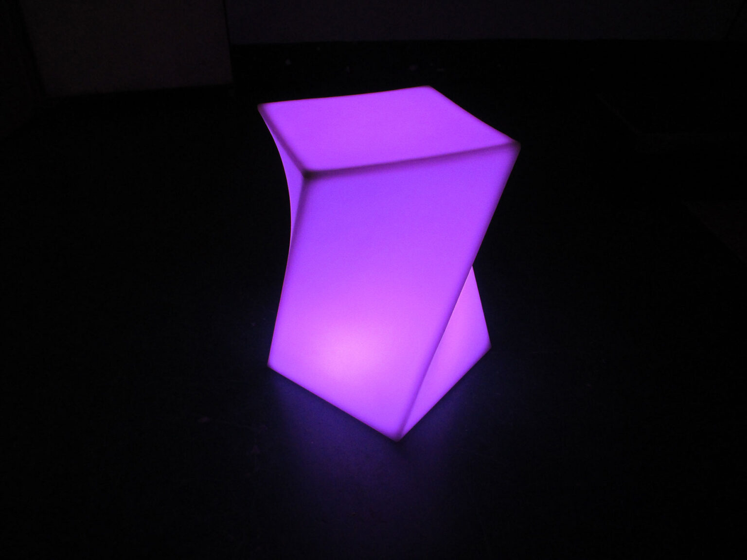 Glow Twisted Cube Stool - Bargain Party Hire
